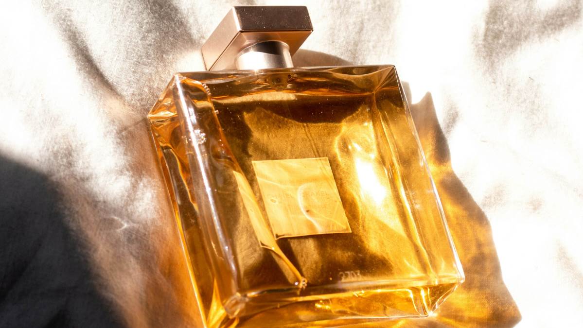 Najbolji letnji parfemi koji mirišu na sunce | Elle
