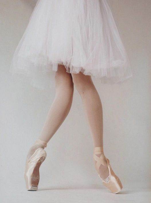 10 fotografija koje prikazuju život balerina van scene | Elle